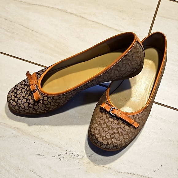 Coach | Shoes | Coach Crystal Signature Logo Brown Leather Ballerina ...